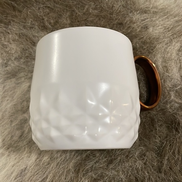 Starbucks | Dining | 23 Starbucks 3d Geometric Texture Base Mug White ...